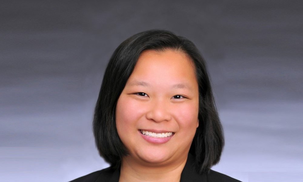 Mieng Lim รองประธานฝ่ายการจัดการผลิตภัณฑ์ของ Digital Defense Inc - บท ...